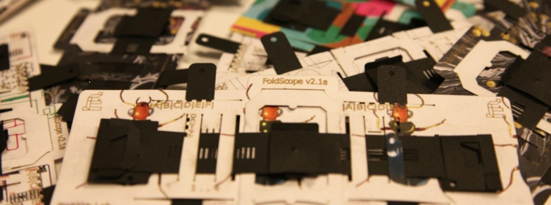 This $1 foldable microscope could change science education as we know it